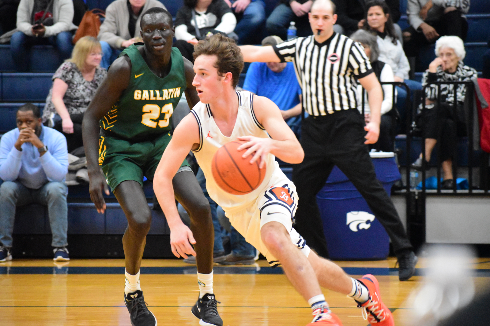 Wilson Central - Team Home Wilson Central Wildcats Sports