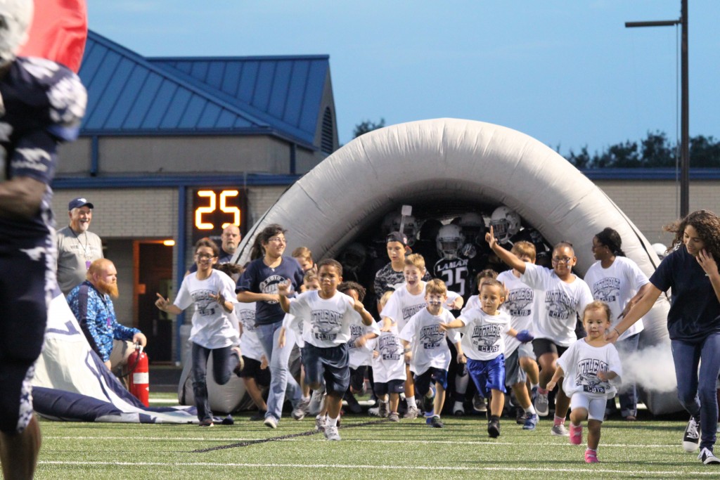 Lamar Consolidated - Team Home Lamar Consolidated Mustangs Sports