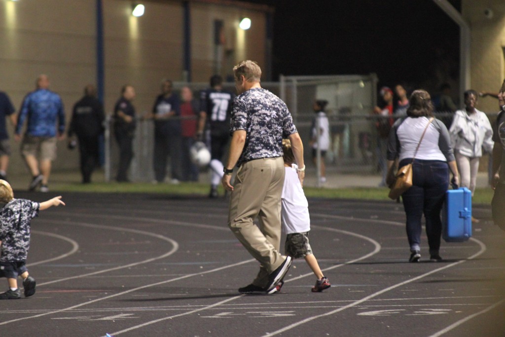 Lamar Consolidated - Team Home Lamar Consolidated Mustangs Sports