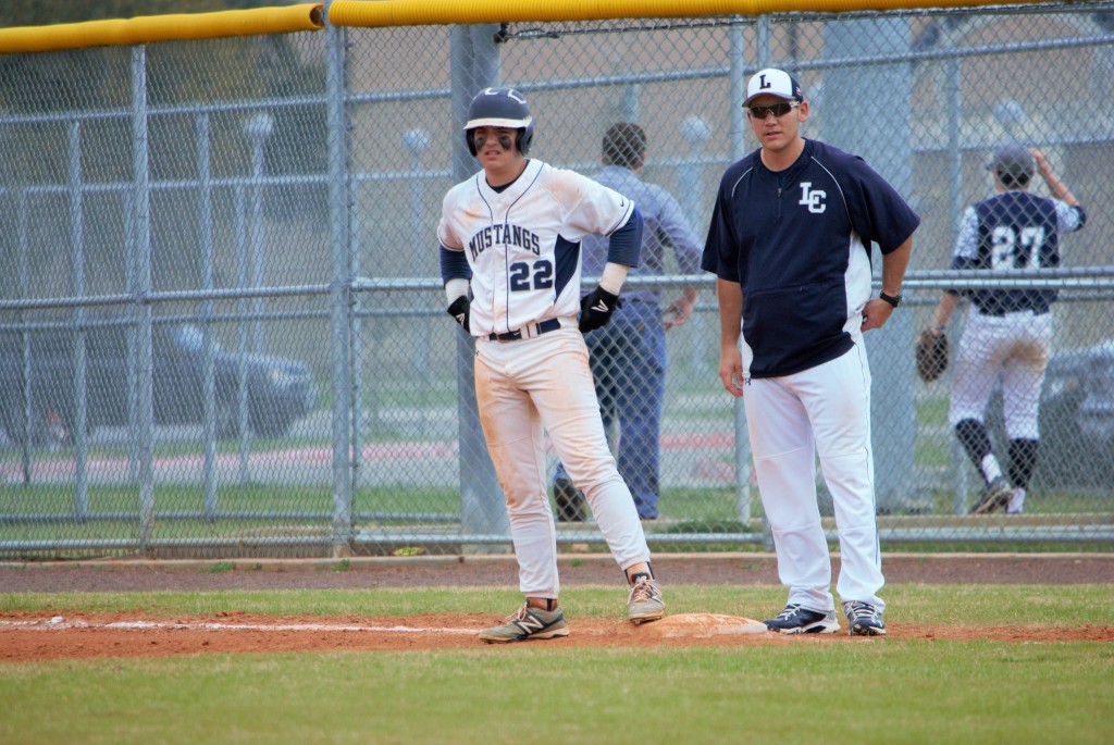 Lamar Consolidated - Team Home Lamar Consolidated Mustangs Sports