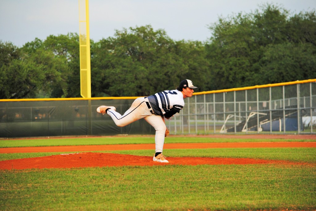 Lamar Consolidated - Team Home Lamar Consolidated Mustangs Sports