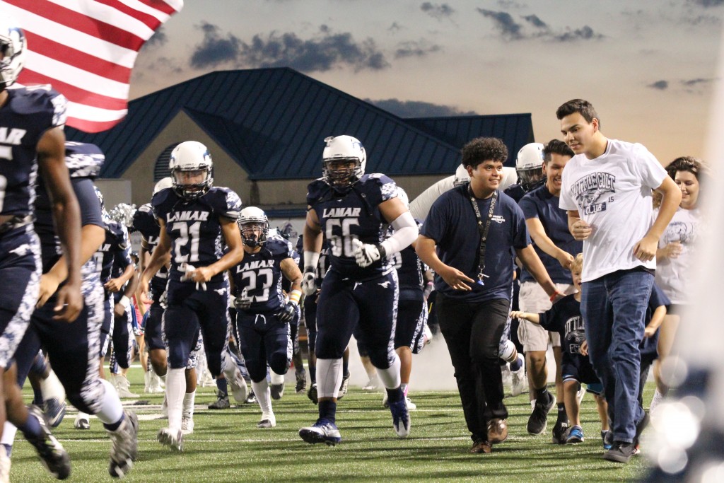 Lamar Consolidated - Team Home Lamar Consolidated Mustangs Sports