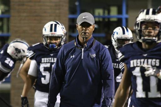 Lamar Consolidated Mustangs - Official Athletic Website – Rosenberg, TX