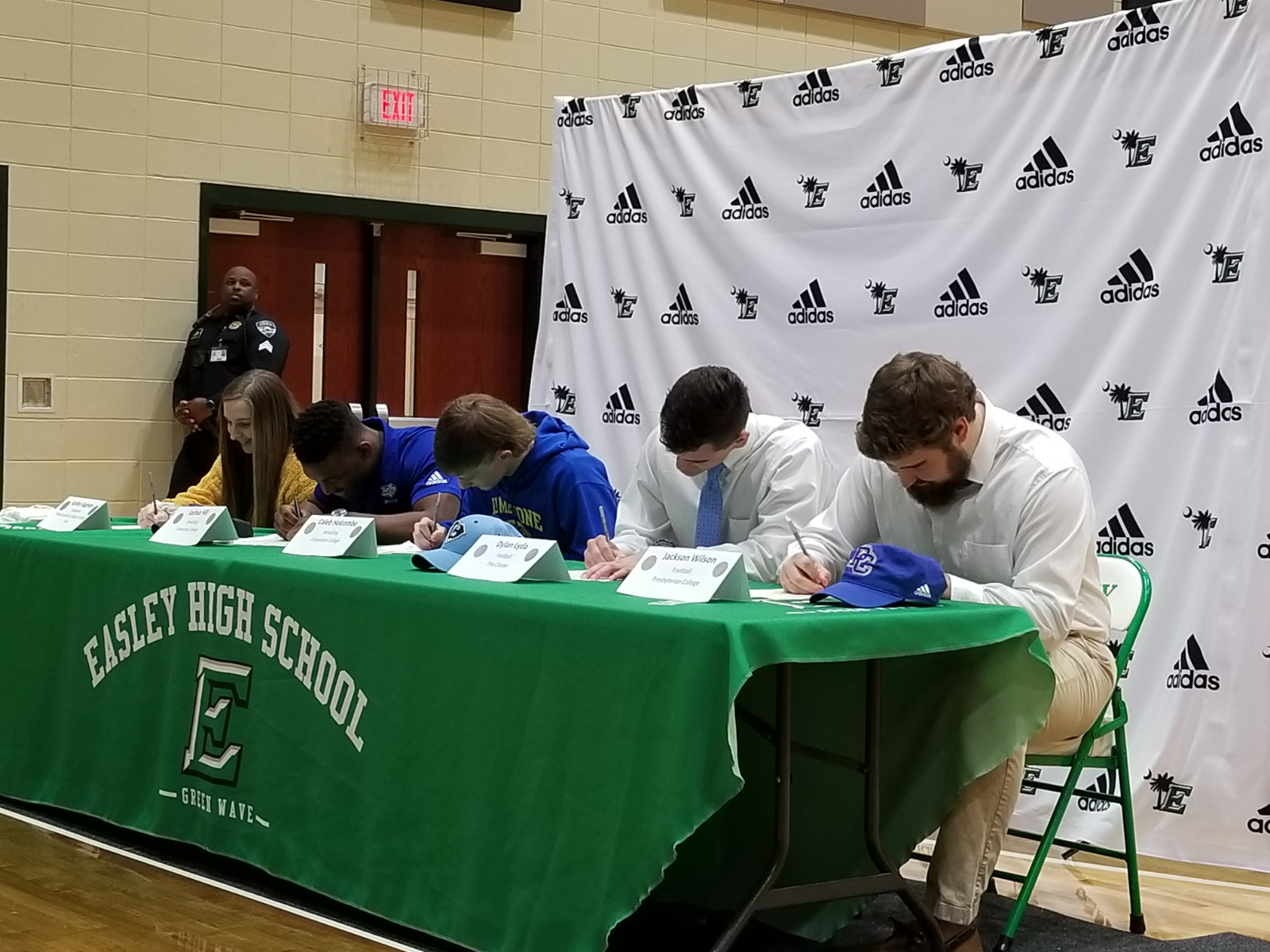 Easley - Team Home Easley Green Wave Sports