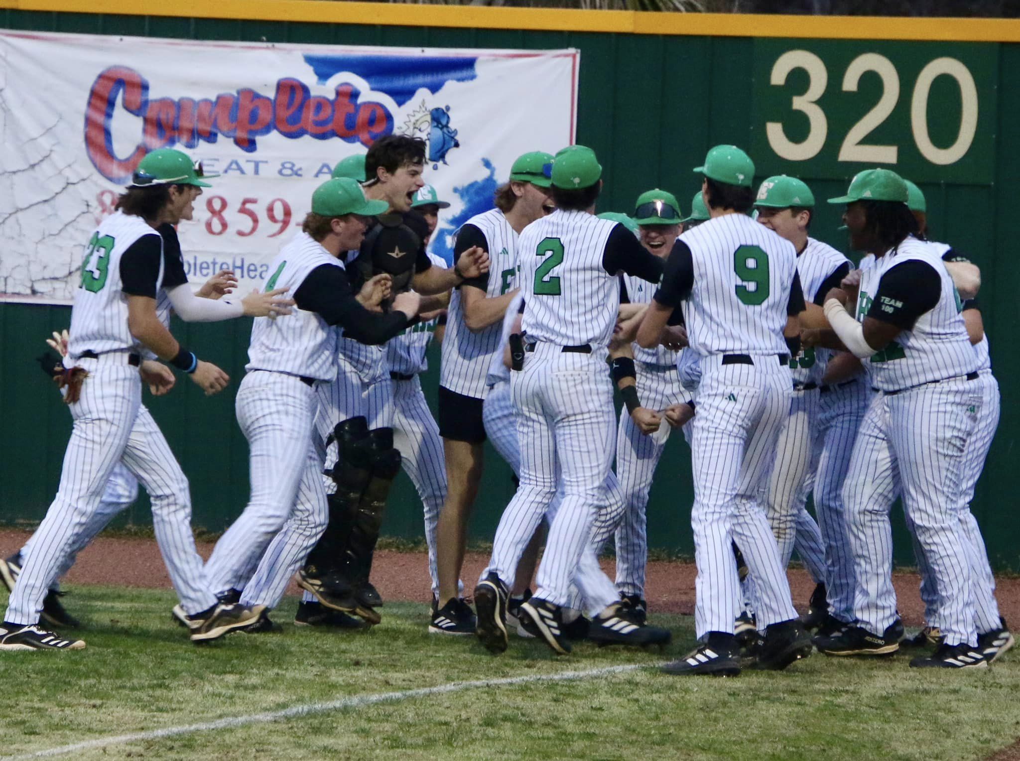 Easley - Team Home Easley Green Wave Sports