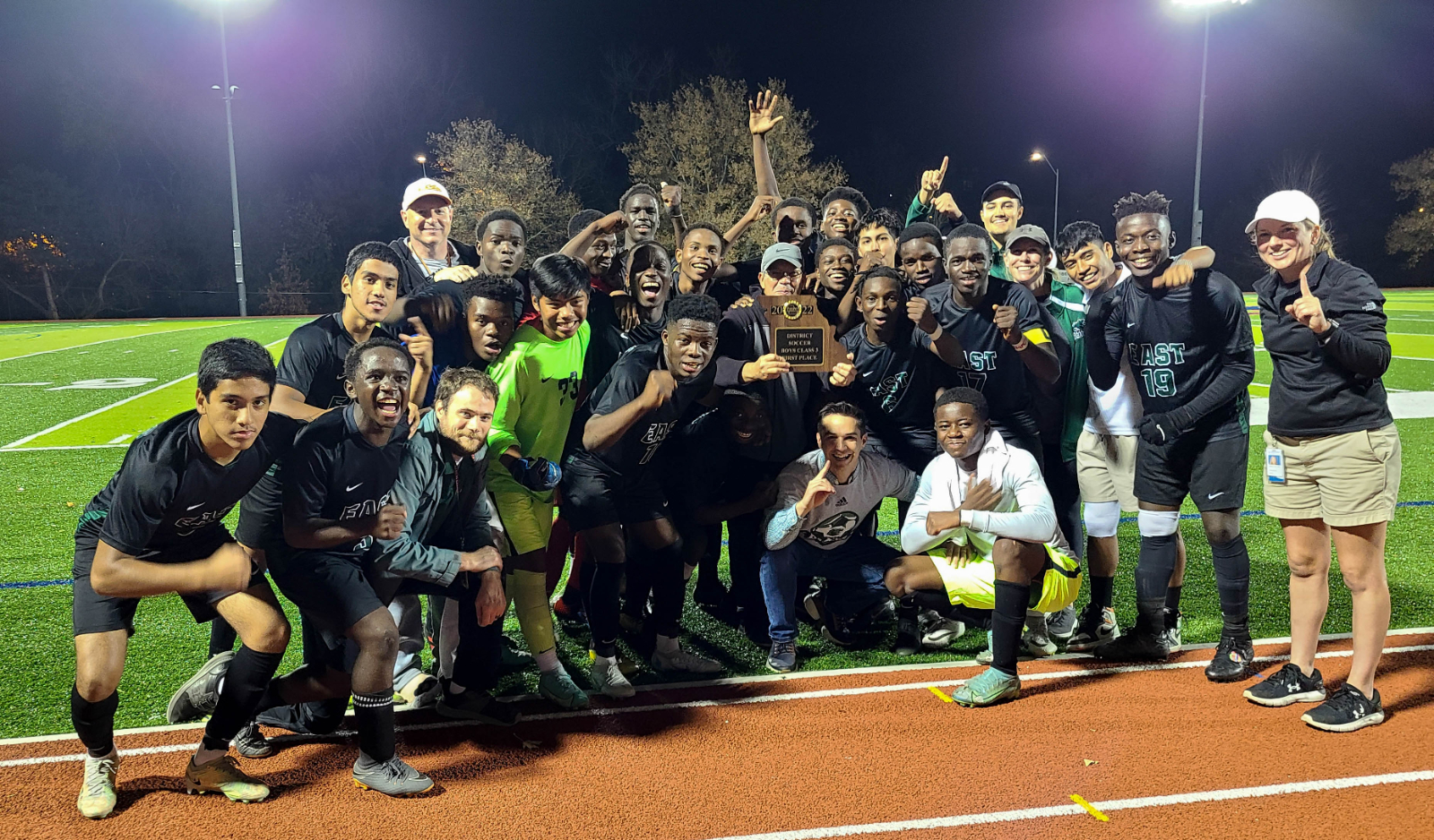 East - Team Home East Bears Sports