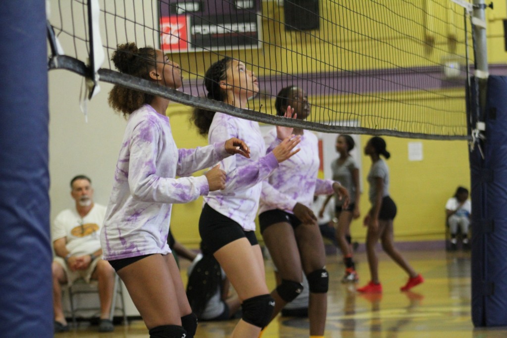 Warren Easton Charter - Team Home Warren Easton Charter Eagles Sports