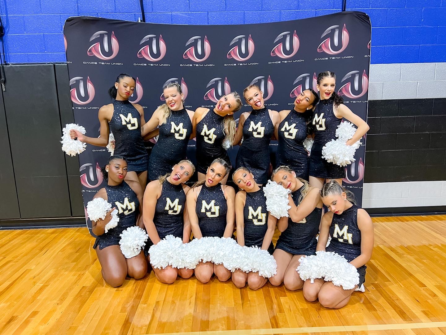 Mount Juliet Senior - Team Home Mount Juliet Senior Bears Sports