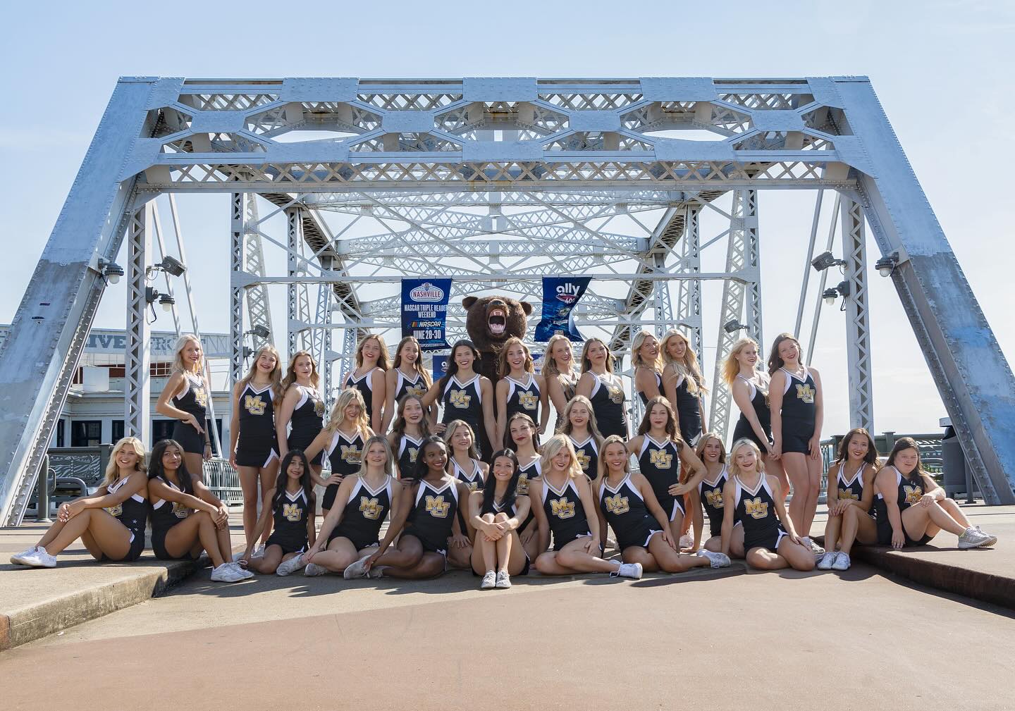 Mount Juliet Senior - Team Home Mount Juliet Senior Bears Sports