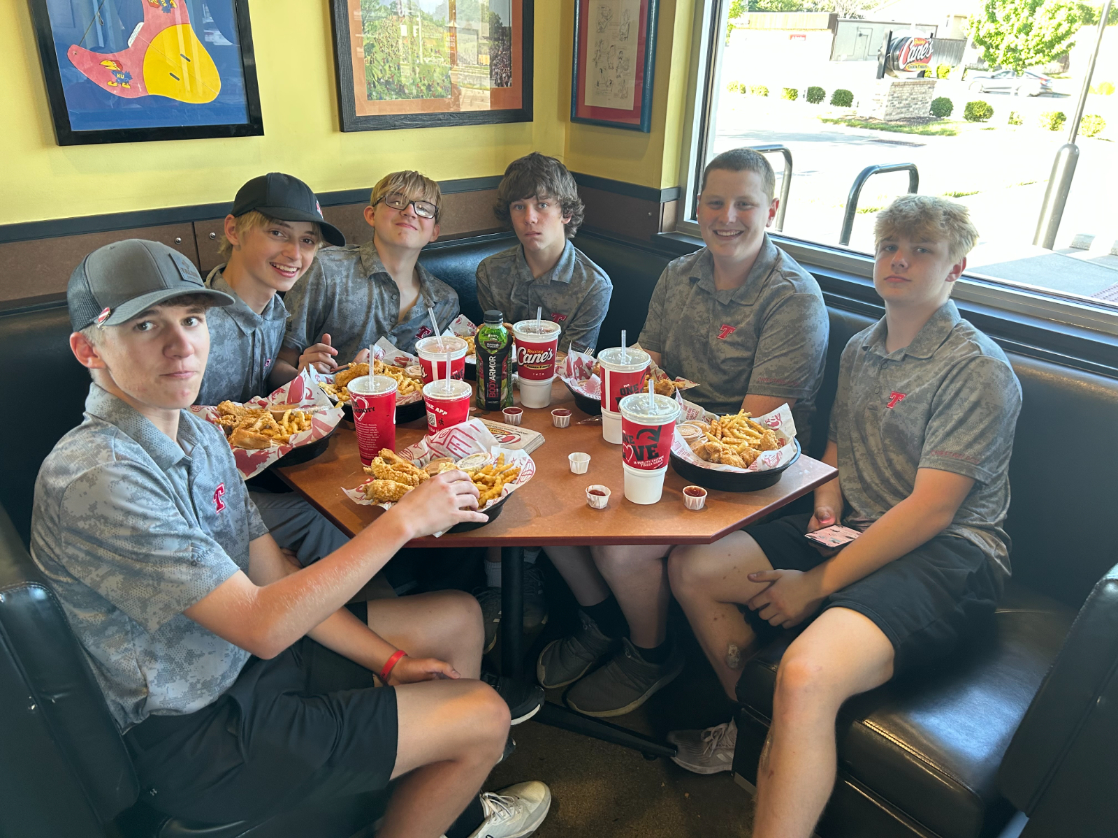 Tonganoxie - Team Home Tonganoxie Chieftains Sports