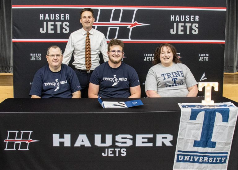 Hauser Jets - Official Athletic Website – Hope, IN