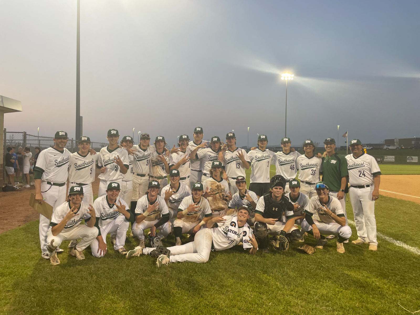 Blue Valley Southwest - Team Home Blue Valley Southwest Timberwolves Sports