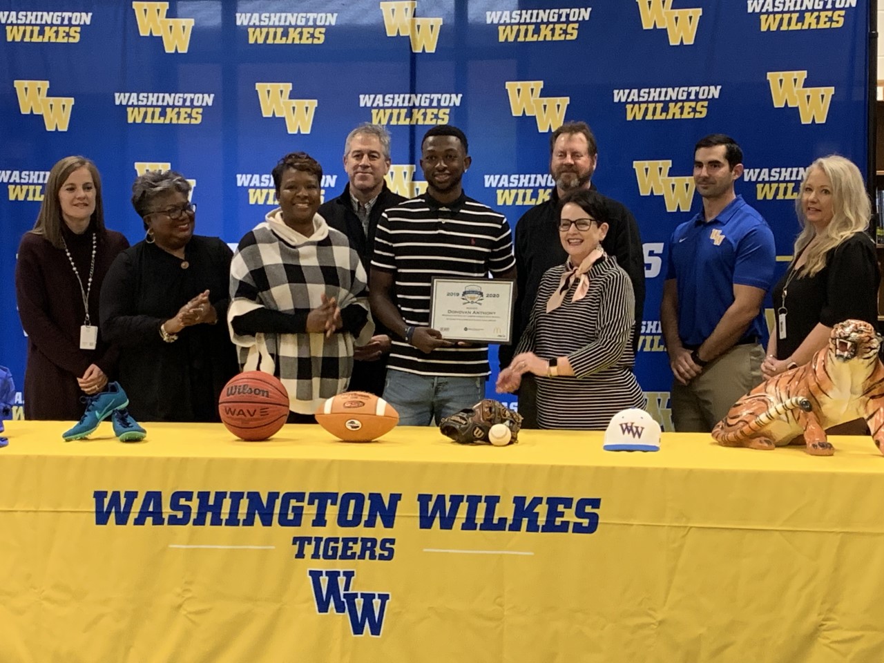 Washington-Wilkes - Team Home Washington-Wilkes Tigers Sports