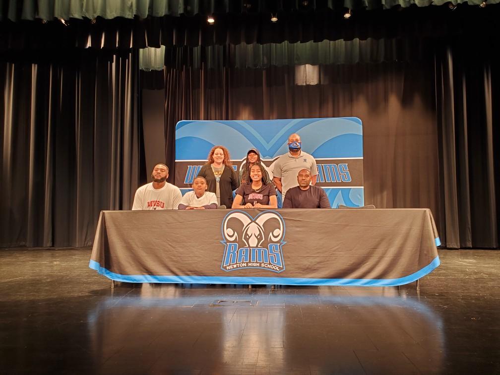 Newton - Team Home Newton Rams Sports