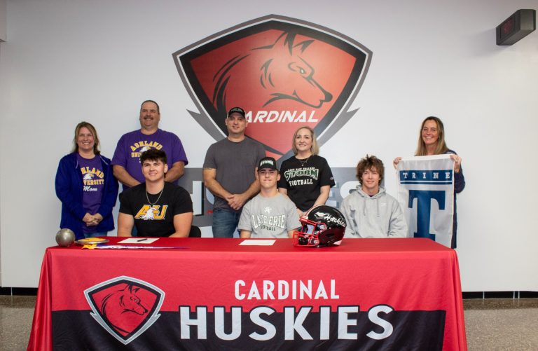 Cardinal Huskies - Official Athletic Website – Middlefield, OH