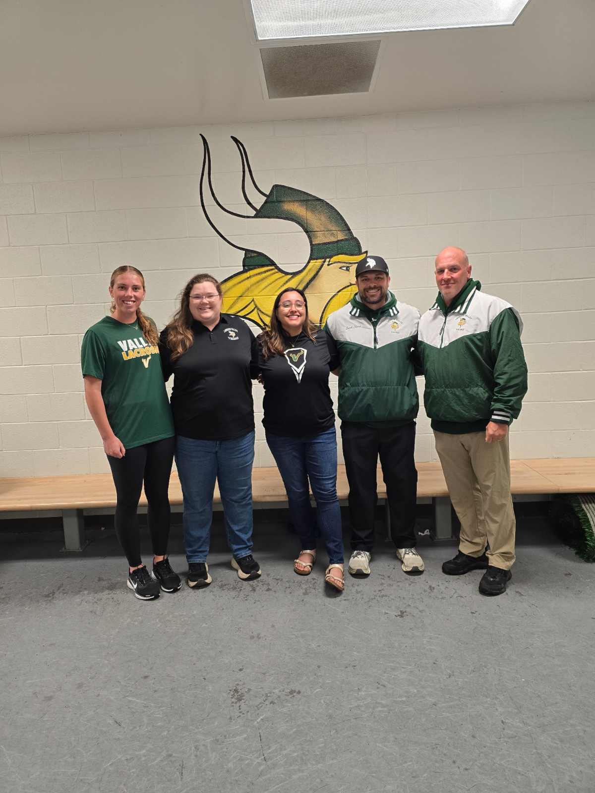 Loudoun Valley - Team Home Loudoun Valley Vikings Sports