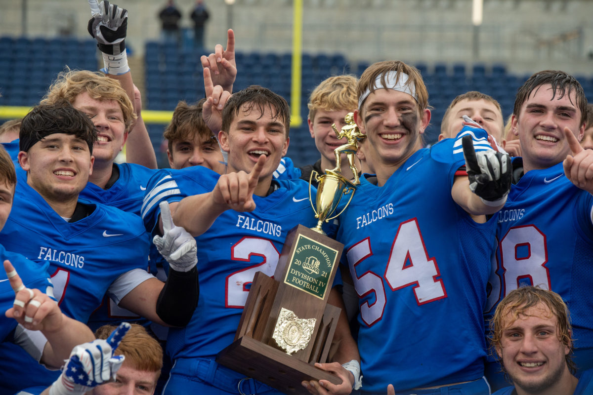 Clinton-Massie - Team Home Clinton-Massie Falcons Sports