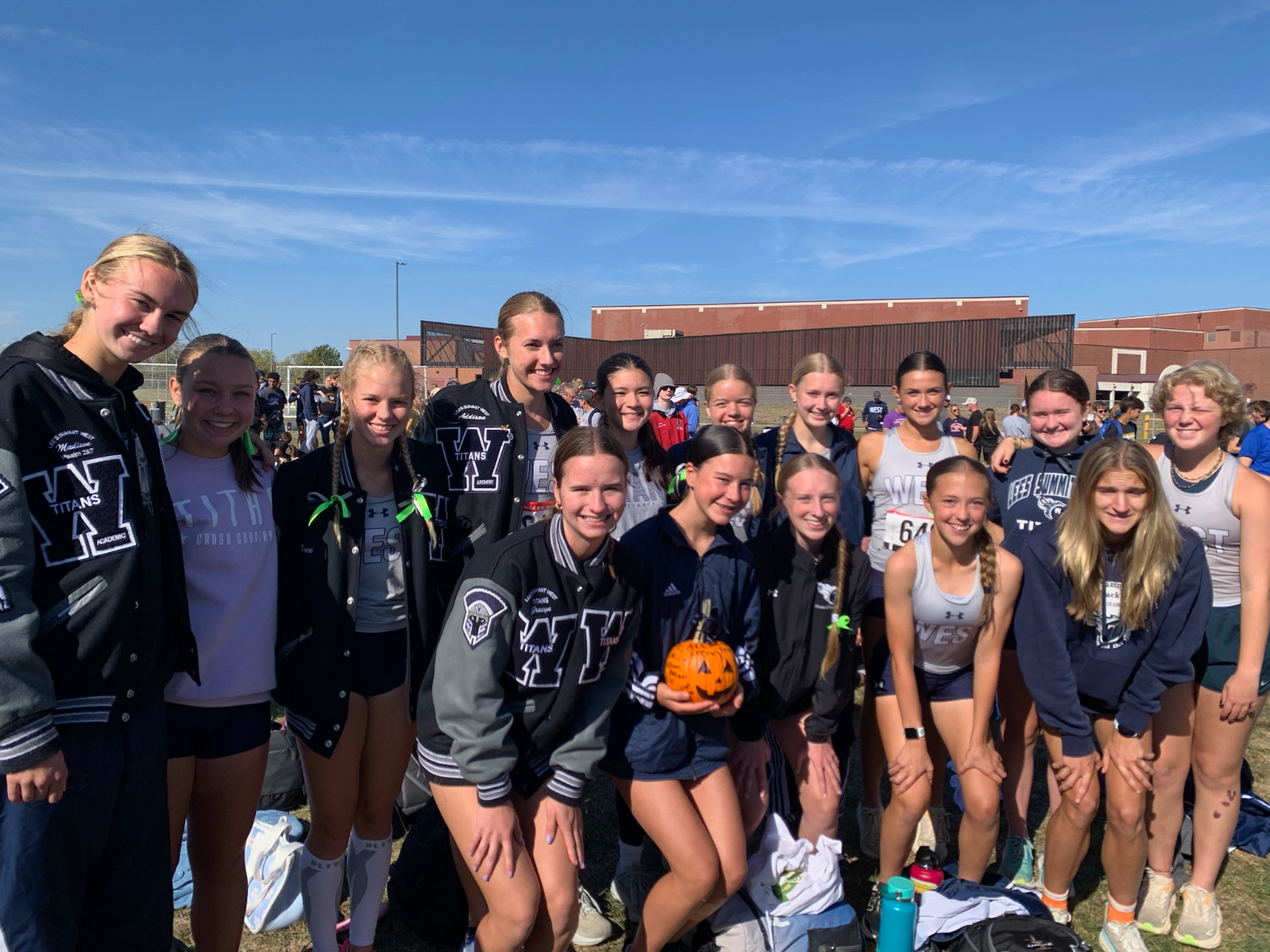 Lee's Summit West - Team Home Lee's Summit West Titans Sports