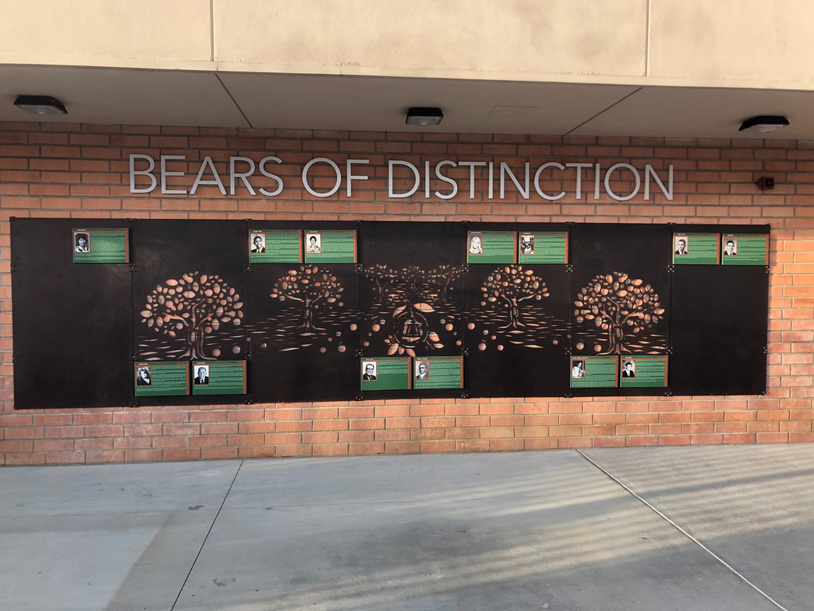 Poly/Riverside - Team Home Poly/Riverside Bears Sports