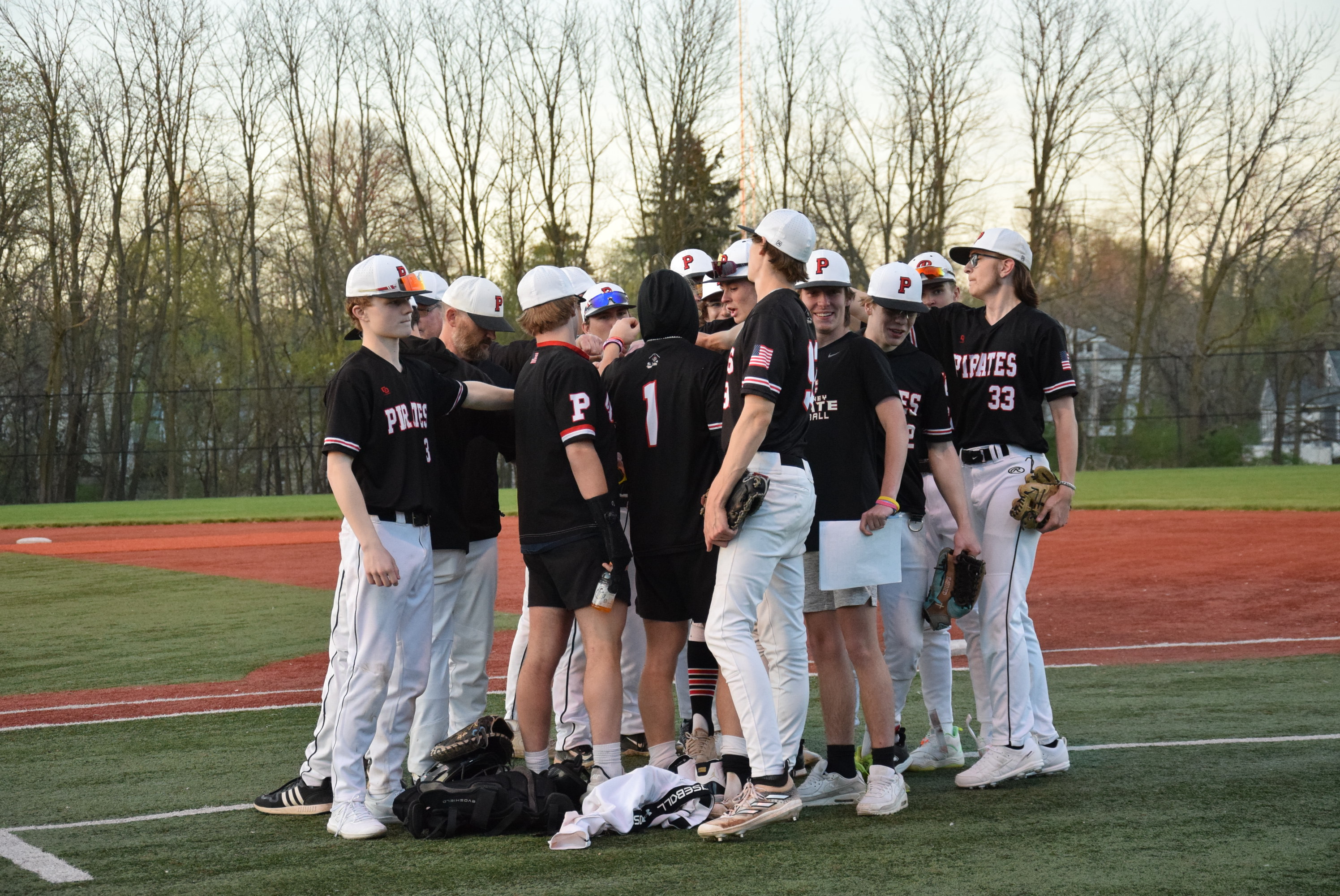 Pinckney - Team Home Pinckney Pirates Sports