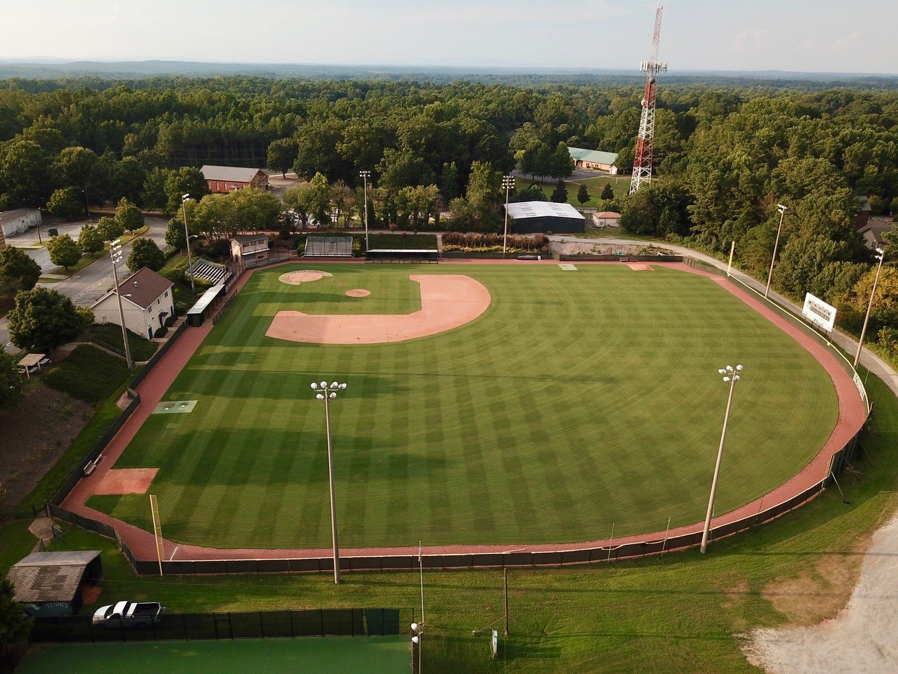 Roswell - Team Home Roswell Hornets Sports