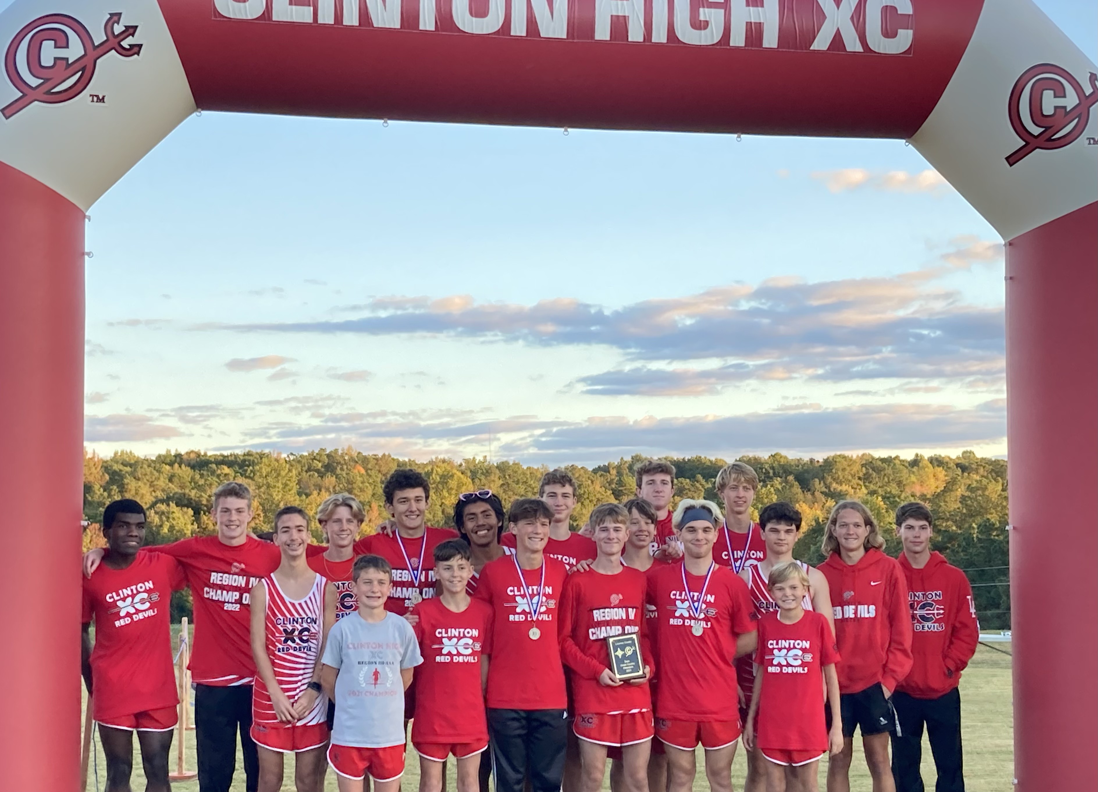 Clinton - Team Home Clinton Red Devils Sports