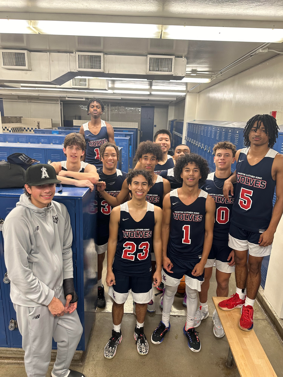 Martin Luther King - Team Home Martin Luther King Wolves Sports