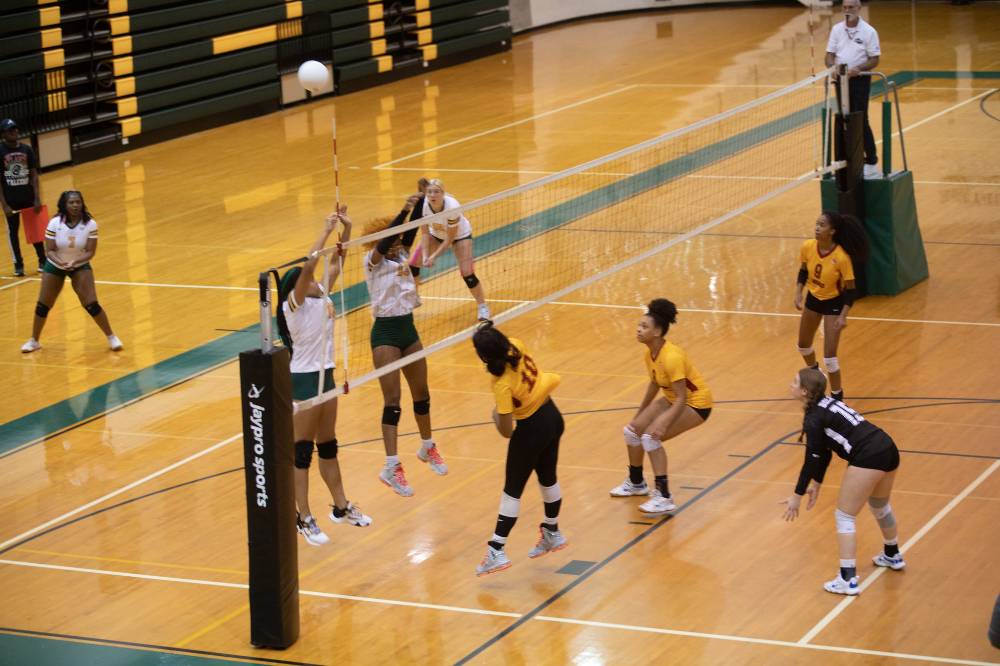 Maynard Jackson - Team Home Maynard Jackson Jaguars Sports